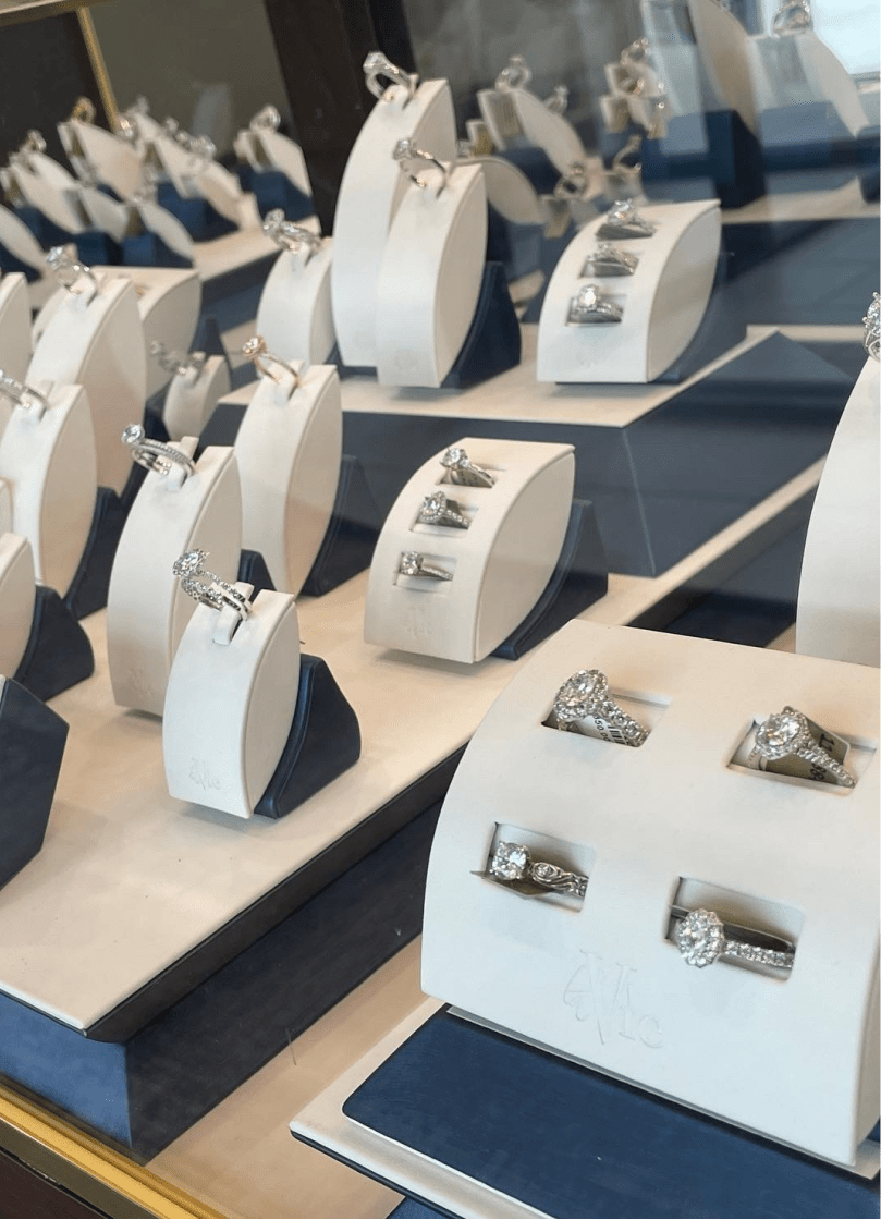 Buy Engagement Rings For Couples | Latest Designs at Best Price